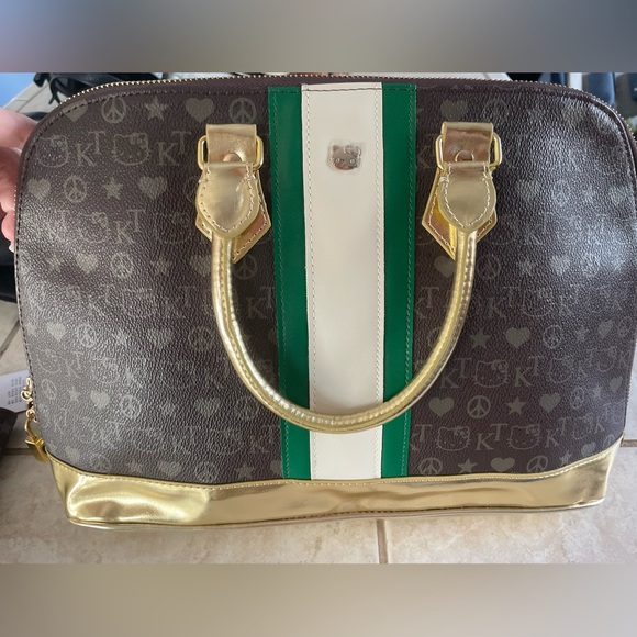 funky divas | Accessories | Rare Funky Divas Hello Kitty Logo Purse New ...